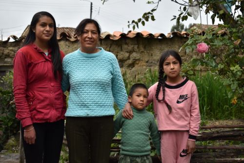 Conoce a Mónica Cerna, ejemplar madre ancashina que lidera un ...