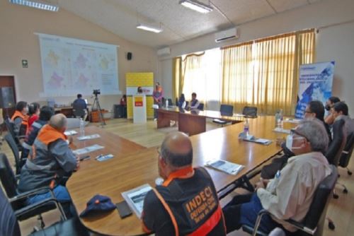 Tacna: eventual reactivación del volcán Tutupaca afectaría a más de ...