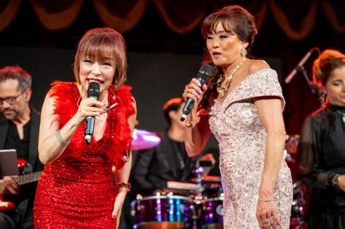 Tony Succar a Nora Suzuki de Orquesta de La Luz: "tienes demasiado swing"