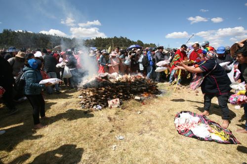 Cusco: así se vivió el Haywarikuy, la tradicional ofrenda a la ...