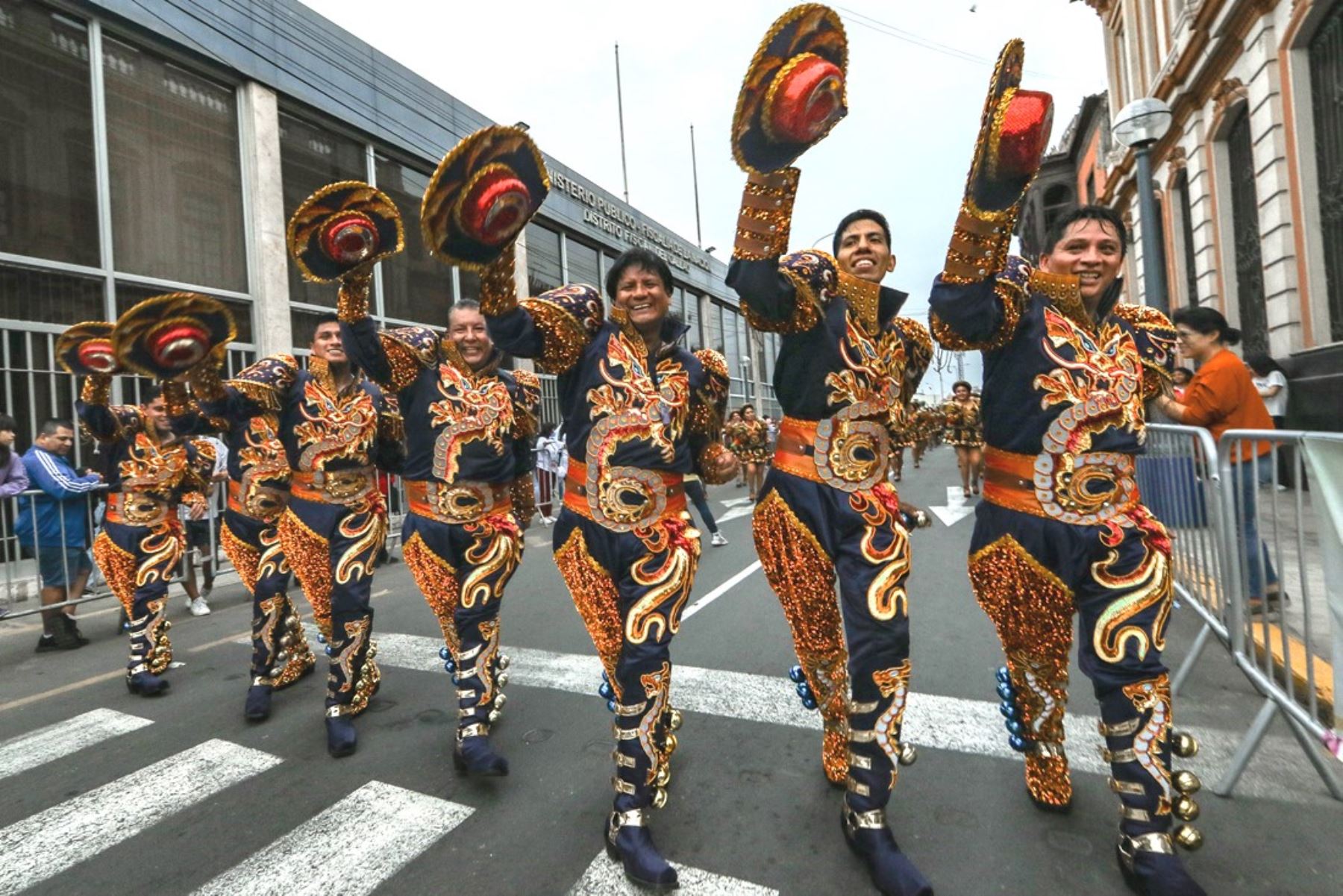 Callao: con un Real Corso celebró su 187 aniversario como provincia