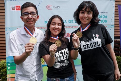 Retornan escolares ganadores de medalla de oro en Olimpiada Mundial de Normalización