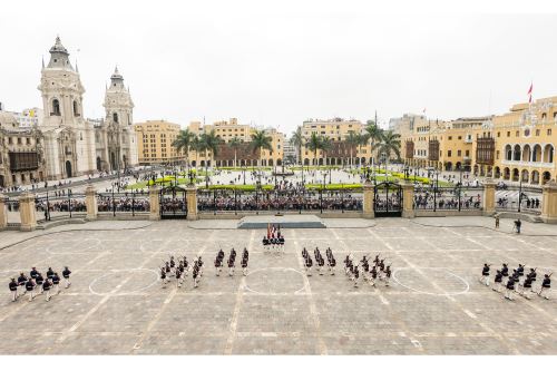 Peru: Traditional Changing of Guard ceremony held at Government Palace ...