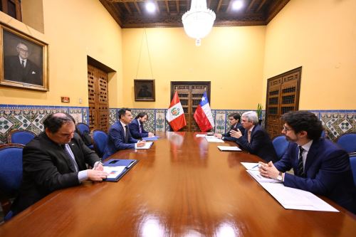 Se realizó en Lima Reunión de Medio Término del IV Gabinete Binacional ...