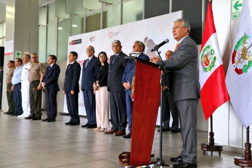 Presentan a Walter Astudillo como nuevo ministro de Defensa