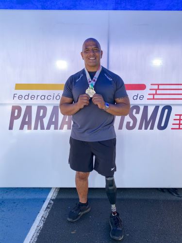 Carlos Felipa obtuvo la medalla de plata en el Grand Prix Internacional ...