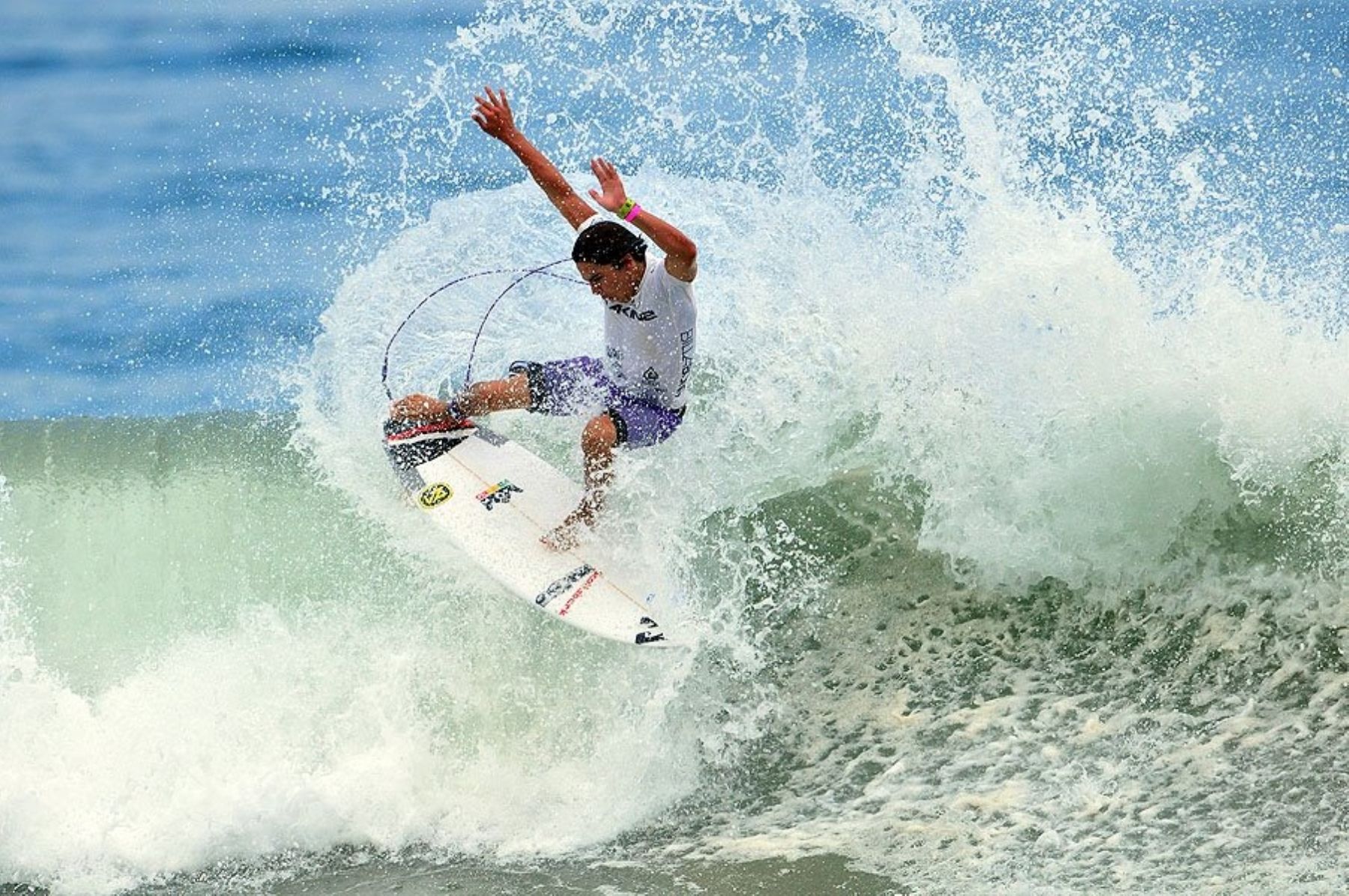 Peruvian surfers to compete at ISA China Cup this month | News | ANDINA ...