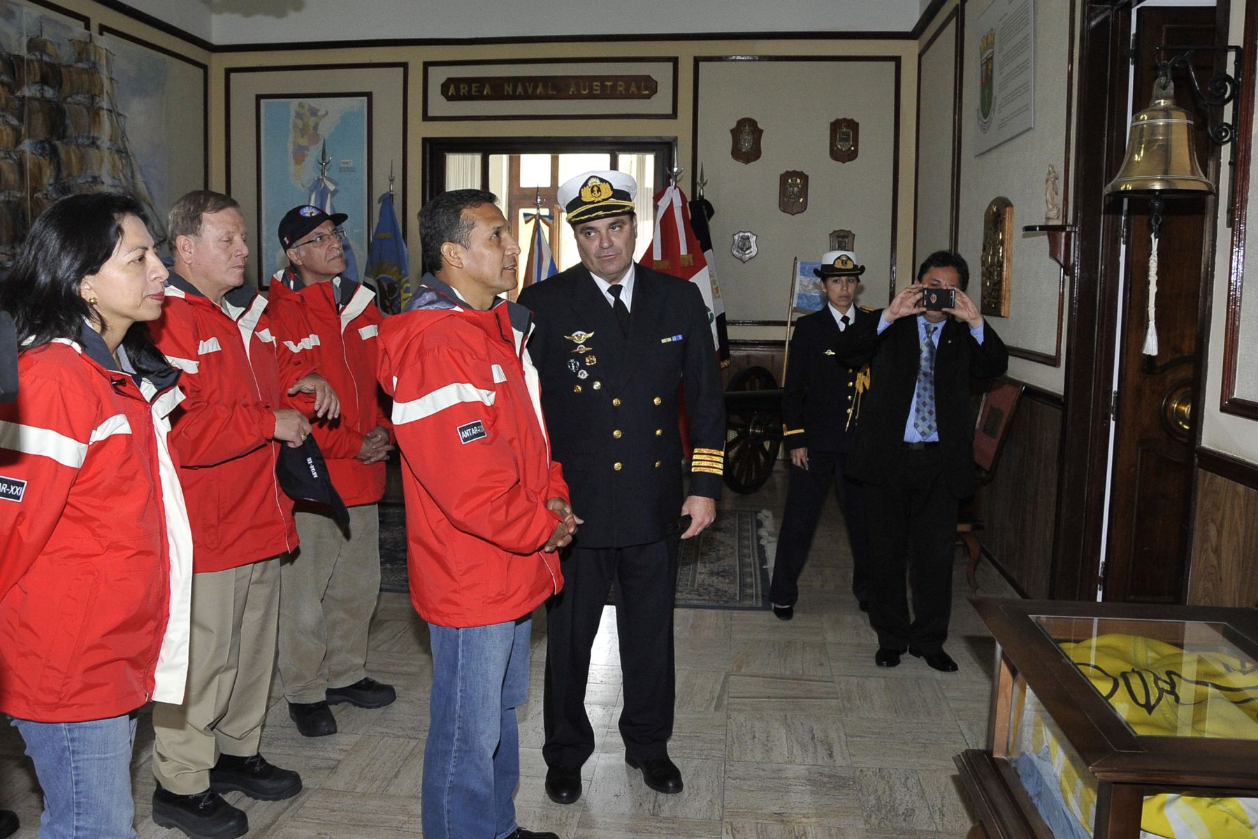 Presidente Ollanta Humala rumbo a la Antártida | Noticias | Agencia ...