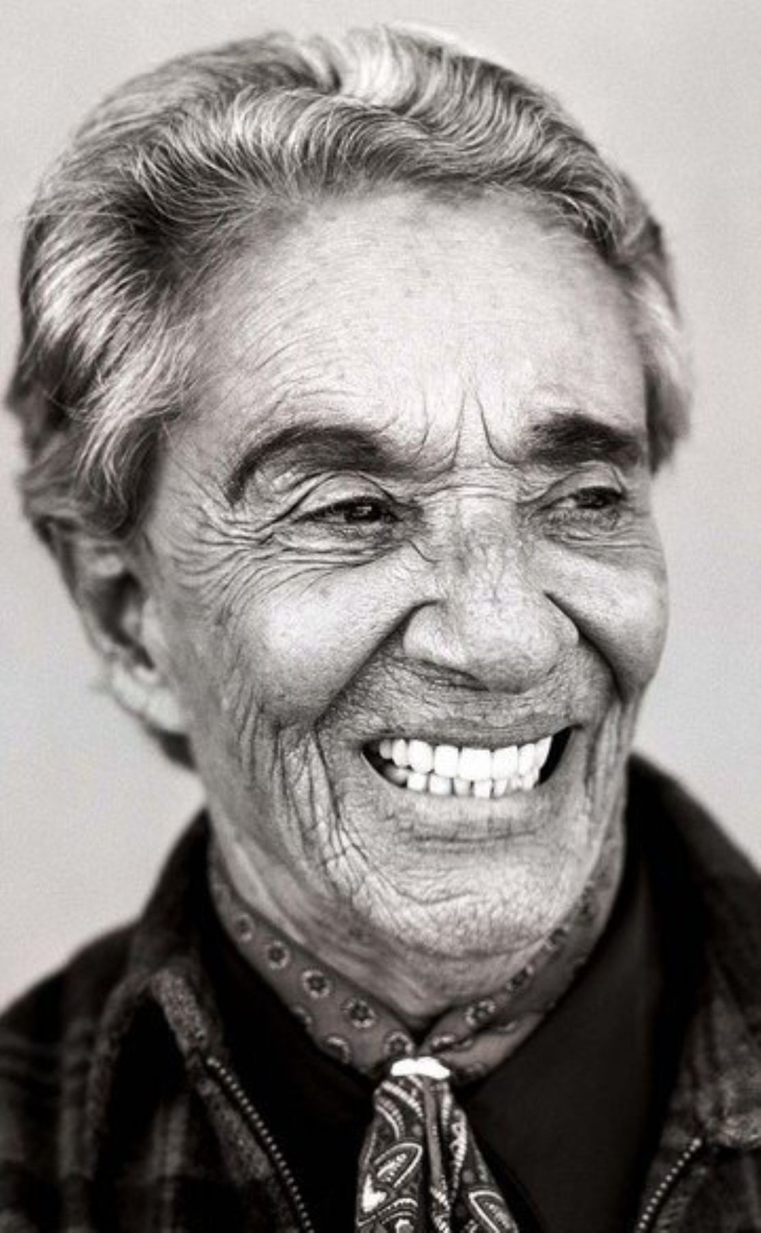 Un brindis con Chavela Vargas | News | ANDINA - Peru News Agency