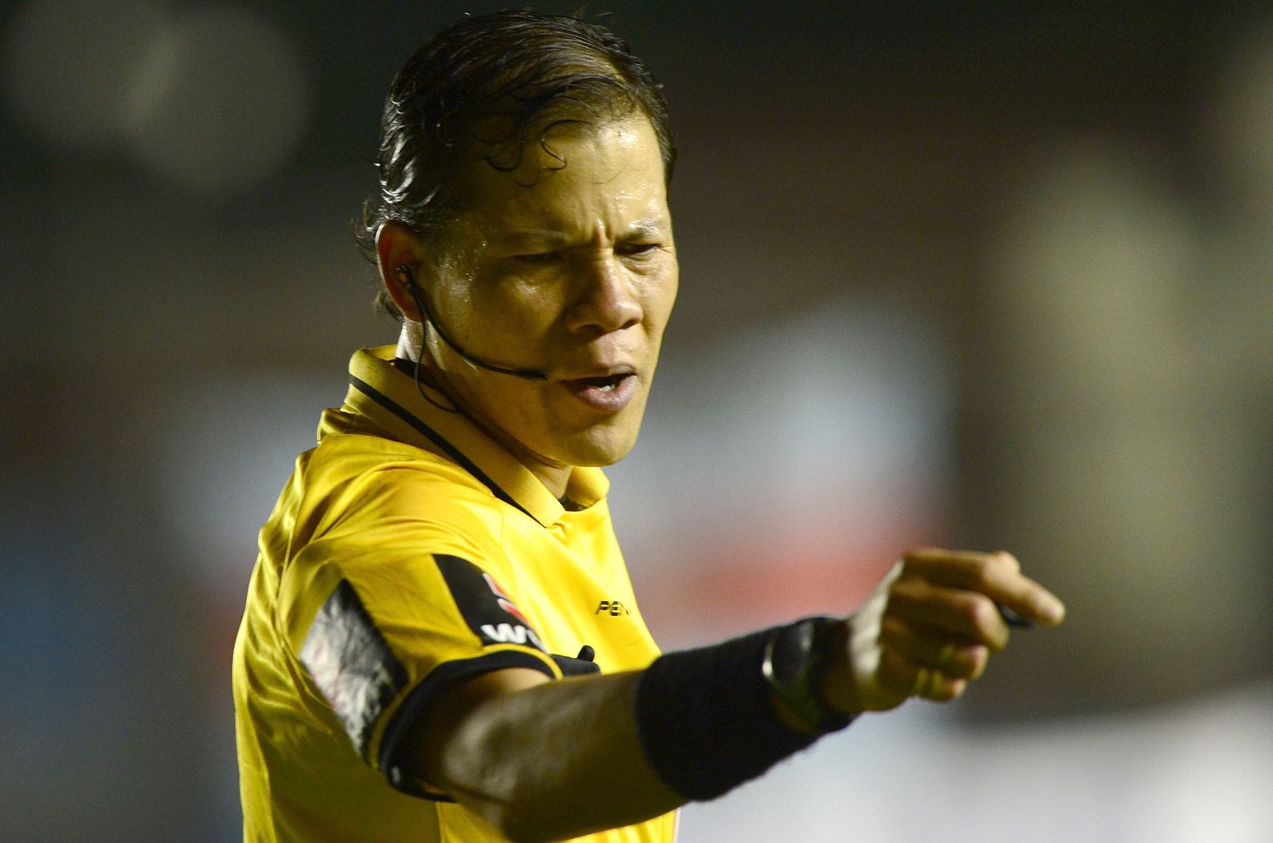 Peruano Víctor Carrillo es el cuarto árbitro en el Uruguay-Costa Rica ...