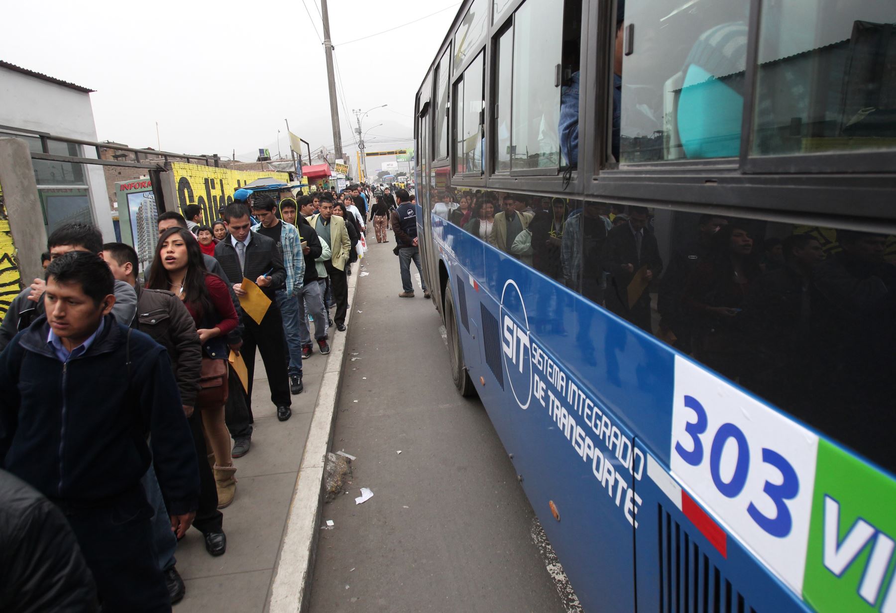 Flota aumentará a 150 buses desde el próximo lunes en Corredor Azul ...