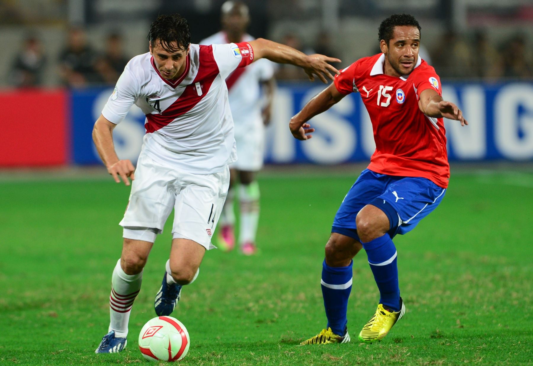 Perú y Chile se enfrentan en una nueva edición del "clásico del ...