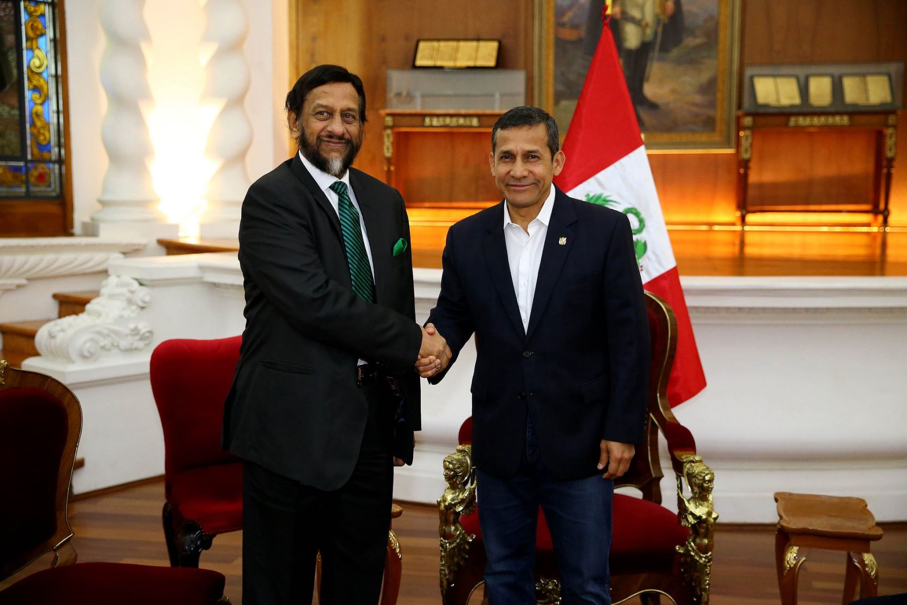 President Humala meets Nobel laureate Pachauri in Lima | News | ANDINA ...