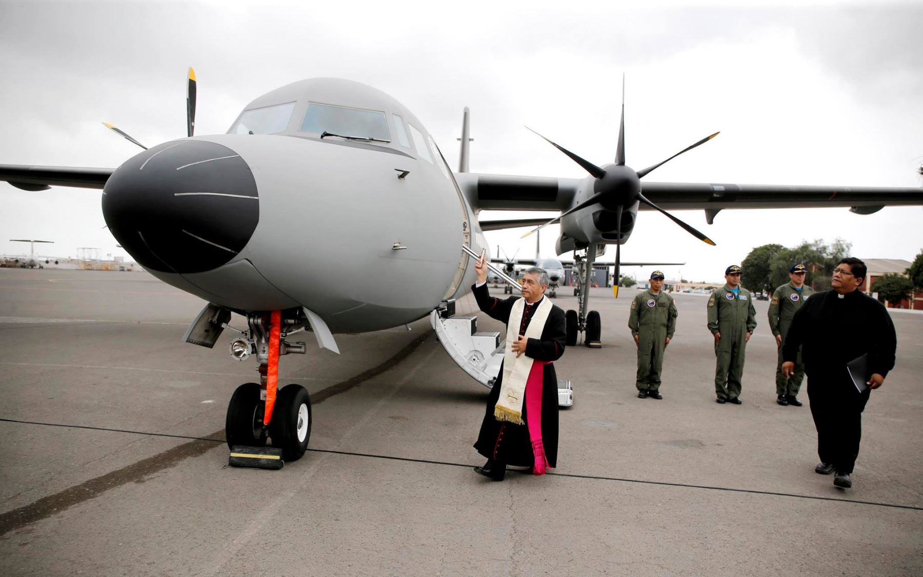 La Marina presentó aviones Fokker F-50 adquiridos a Holanda | Noticias ...