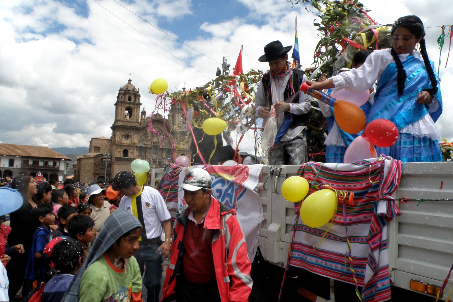 Cusqueños y turistas gozarán de la tradición y pasacalles del carnaval ...