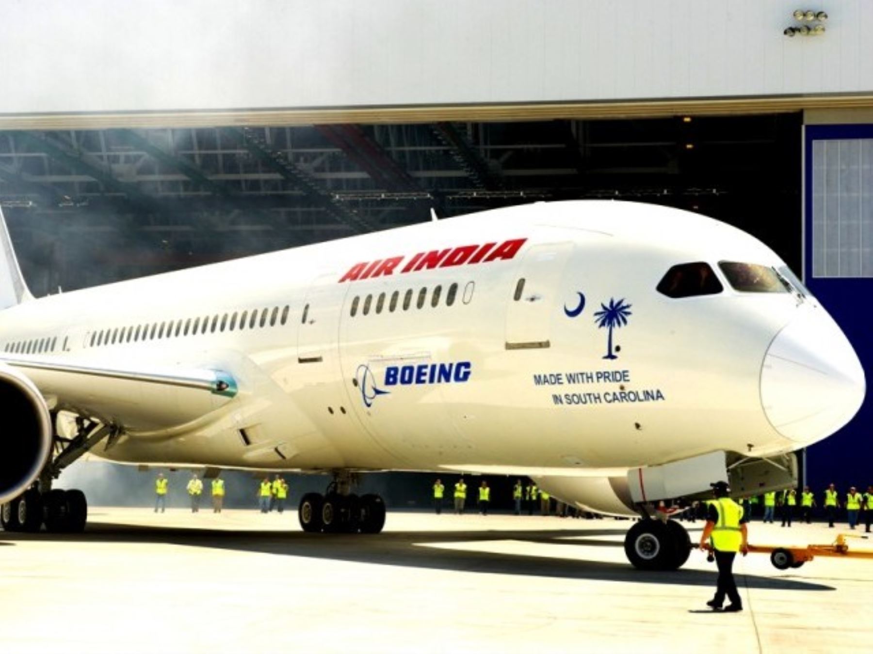 Air India suspende a dos pilotos por pelearse antes de despegar ...
