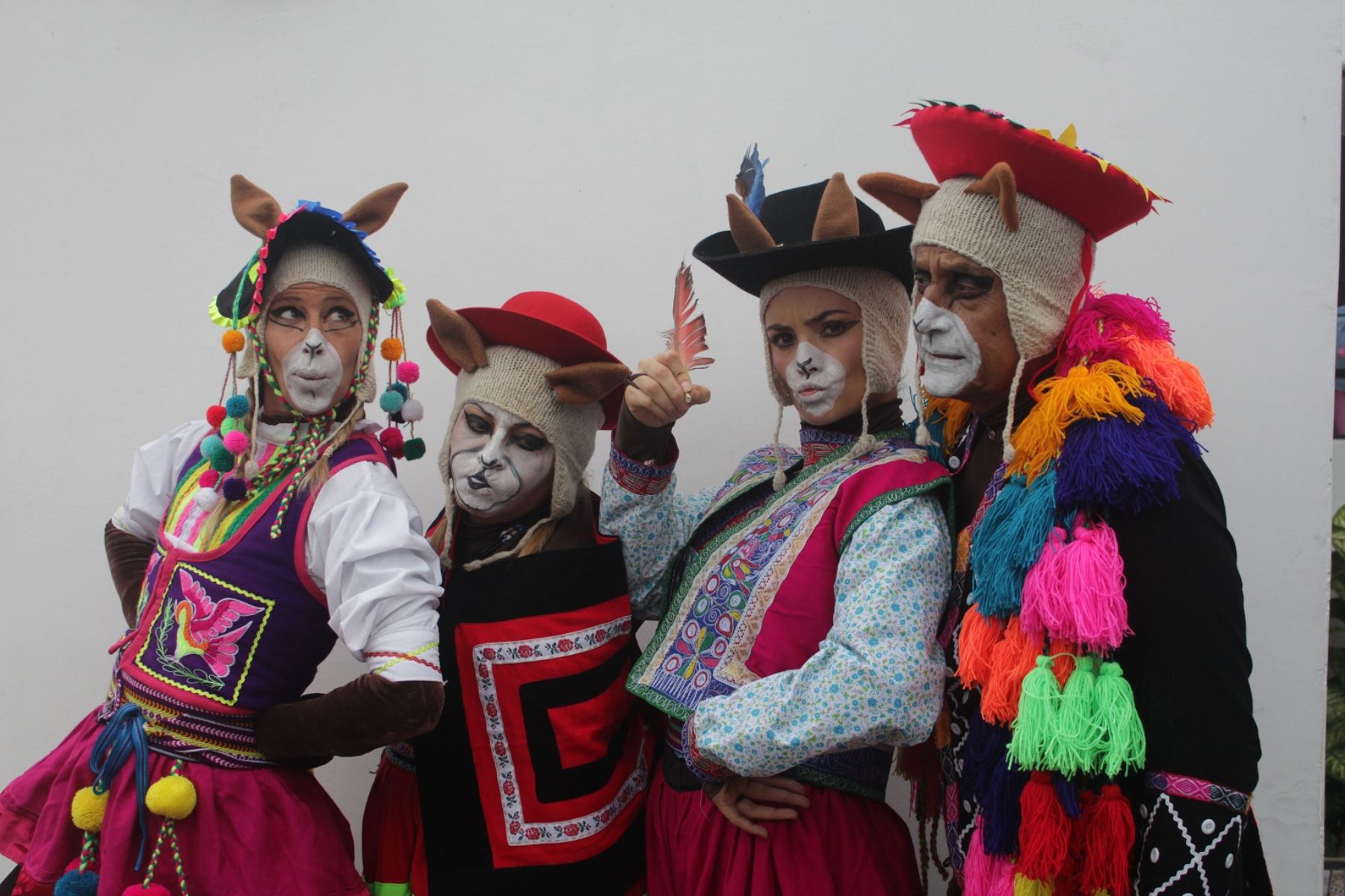 Gloria María Solari y Shakespeare en la puna | Noticias | Agencia ...