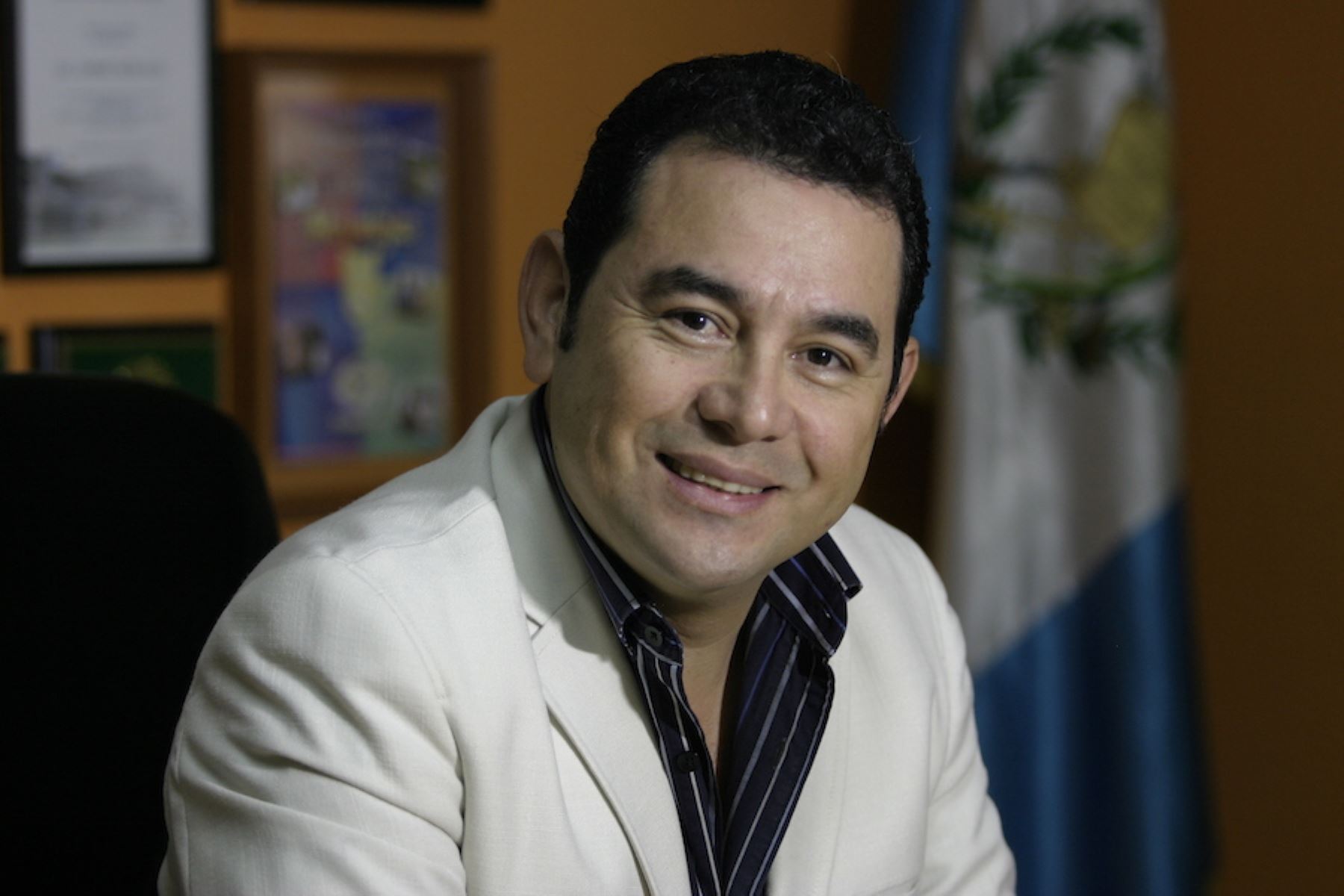 Comediante Jimmy Morales gana la presidencia en Guatemala | Noticias ...