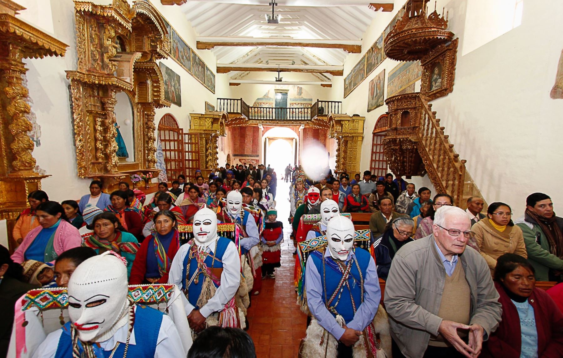 Con emotivas ceremonias entregan 3 templos coloniales restaurados ...