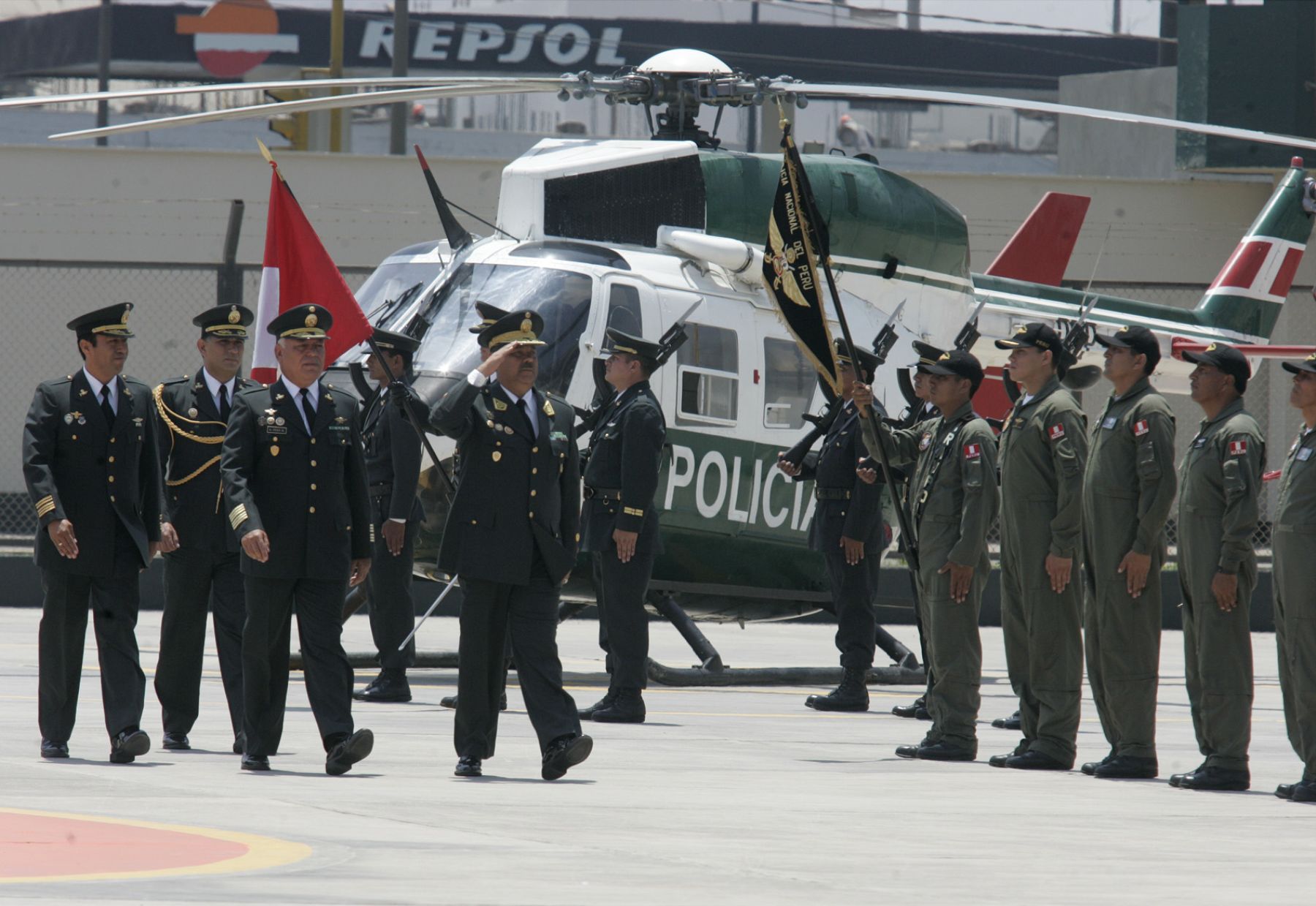 PNP adquirirá más aviones Antonov y helicópteros para nueva Dirección ...