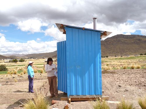 Foncodes entrega obras de agua potable y letrinas a comunidades pobres ...