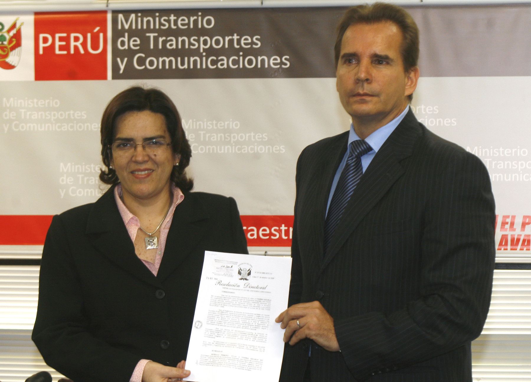 Escuelas de choferes mejorarán calidad de conductores y reducirán ...