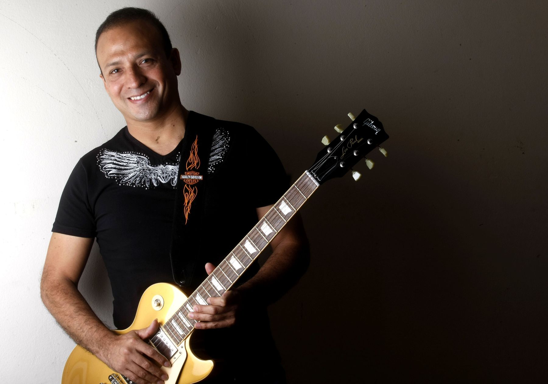 Rodolfo Gaitán graba "Amor, amor" en ritmo de cumbia y toques de salsa ...