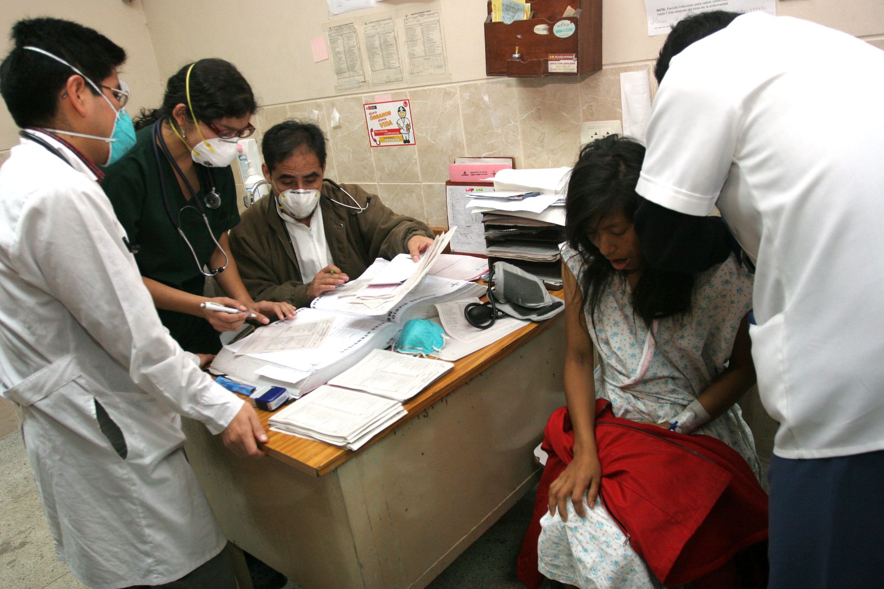 Atención de pacientes es normal en hospitales Loayza, San Bartolomé y ...