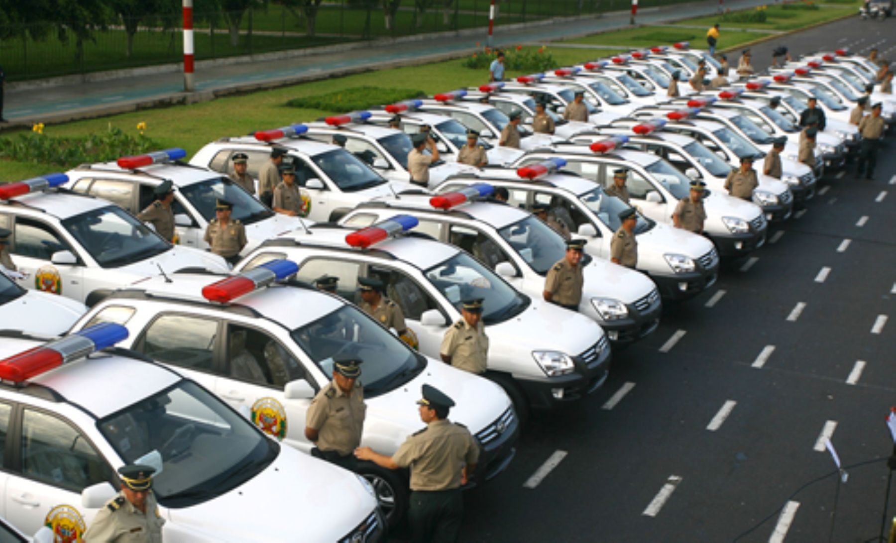 Más de la mitad del parque automotor de la PNP fue renovado en últimos ...