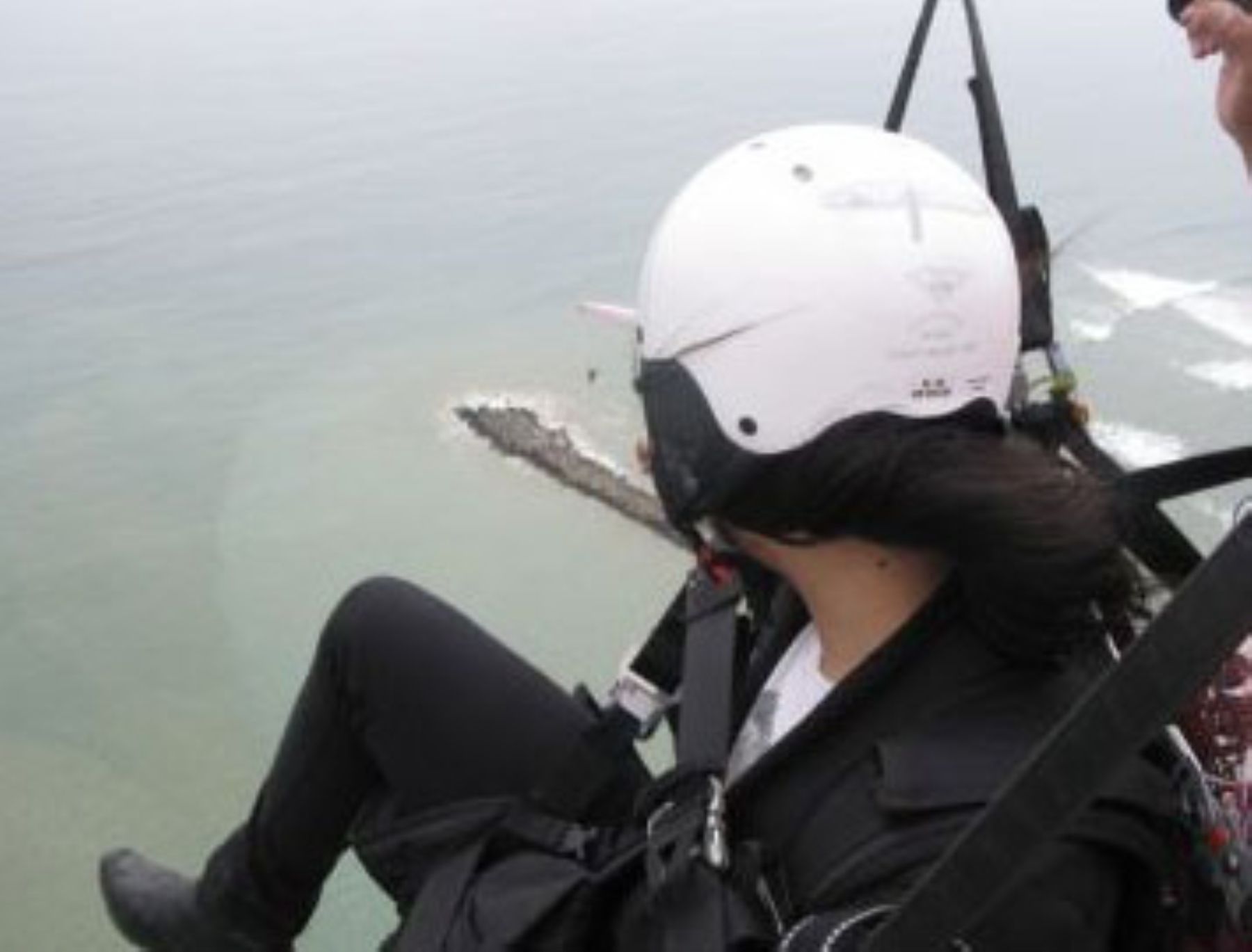 Guitarrista de The Killers voló en parapente por Miraflores | News ...