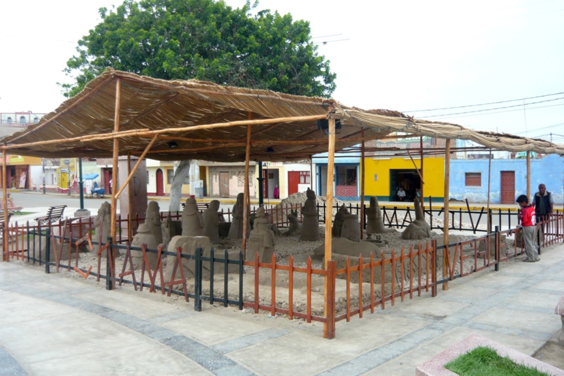 En Végueta construyen nacimiento con técnicas utilizadas por antiguos ...