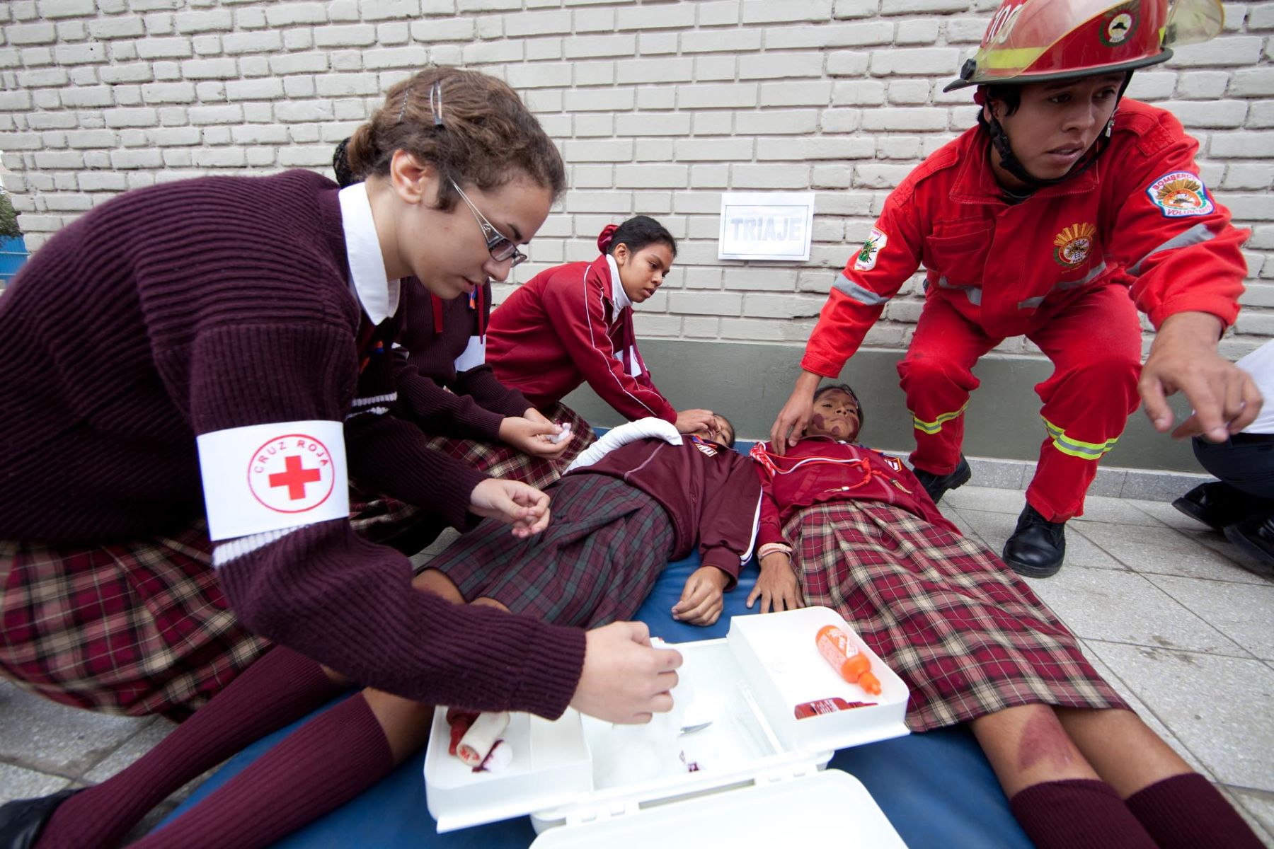 Defensa Civil: Comunidad educativa peruana está cada vez más ...