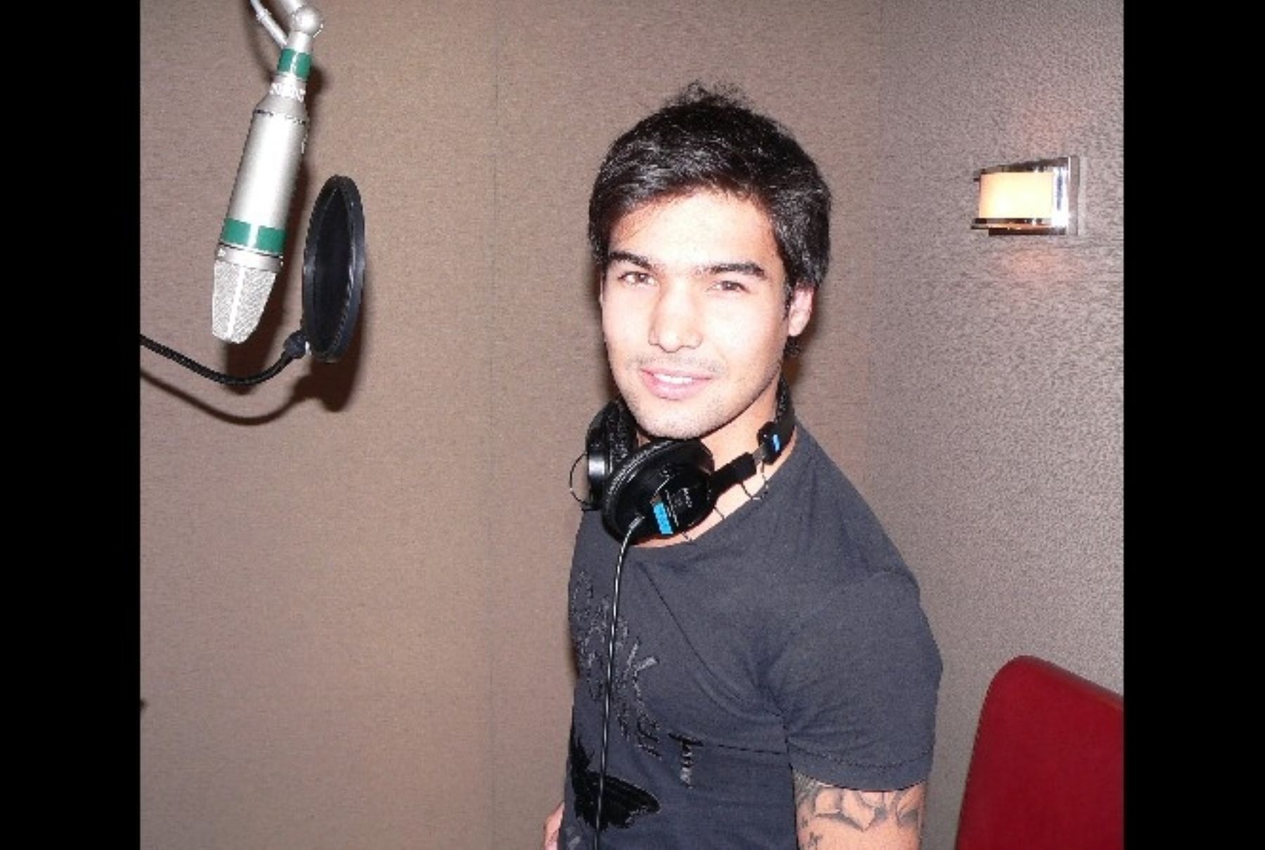 Adammo grabó nuevo disco en famoso estudio de las estrellas en Estados ...