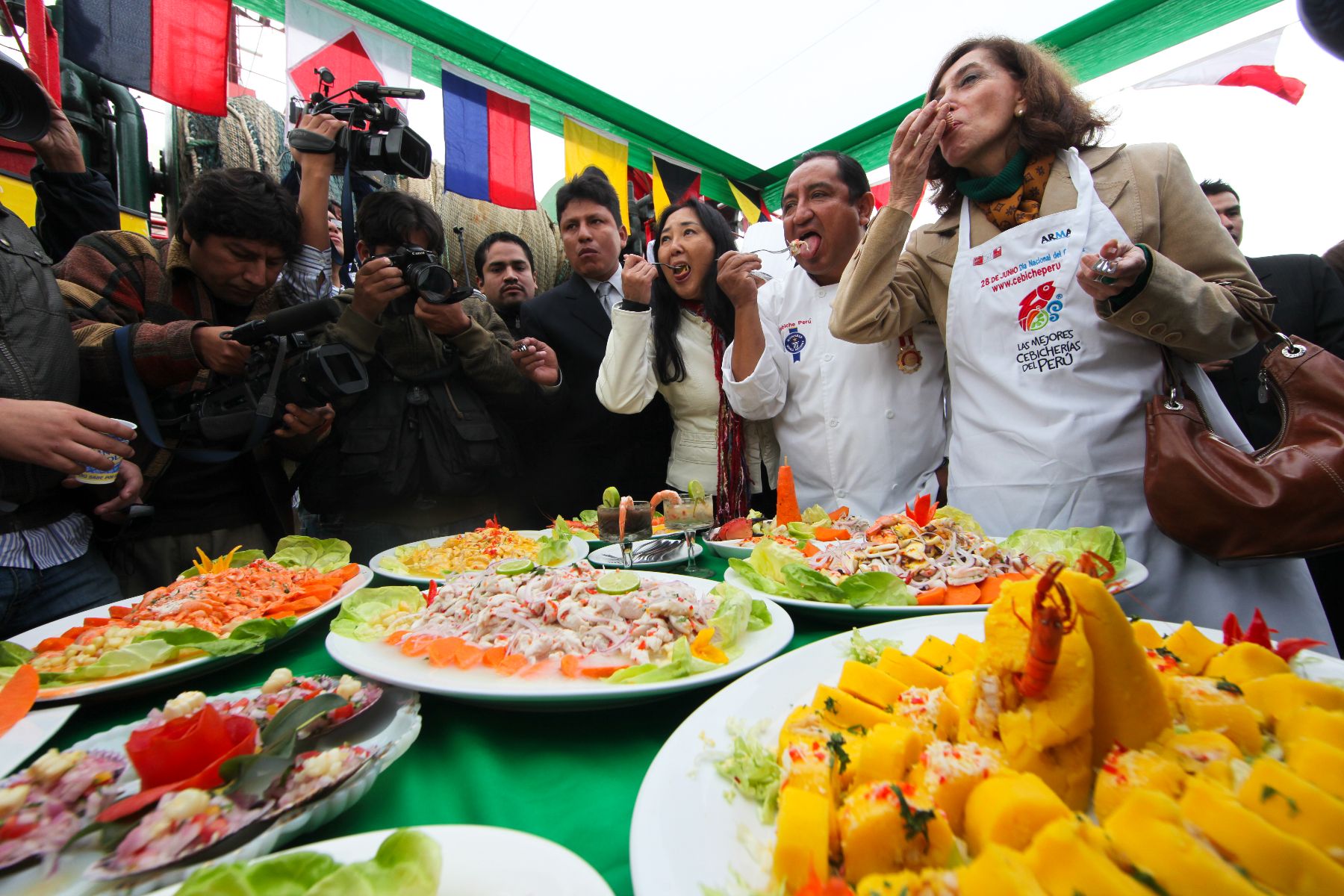 Enseñarán a preparar platos emblemáticos de gastronomía peruana a ...