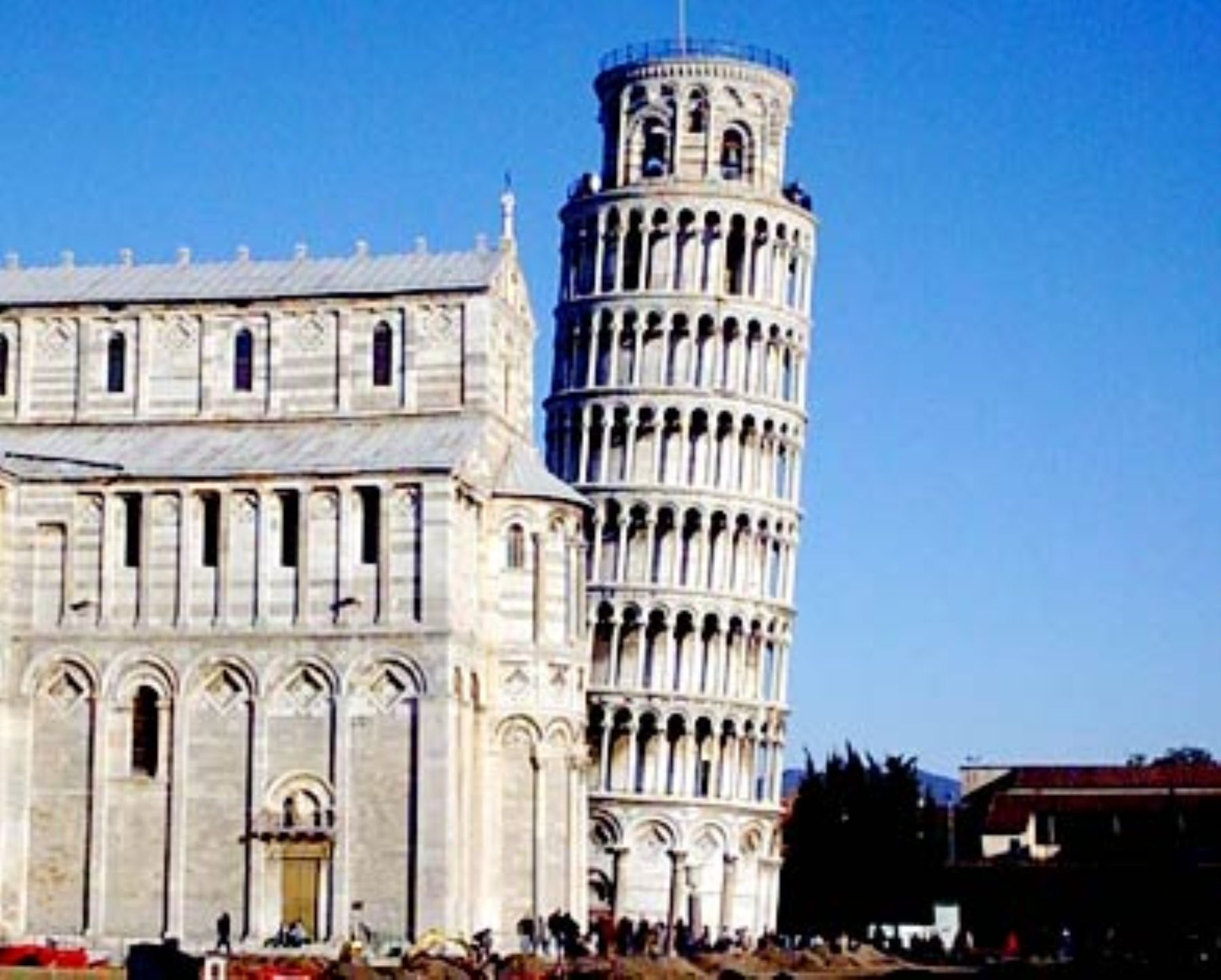 Reabren torre de Pisa tras reducir su ángulo de inclinación | Noticias ...