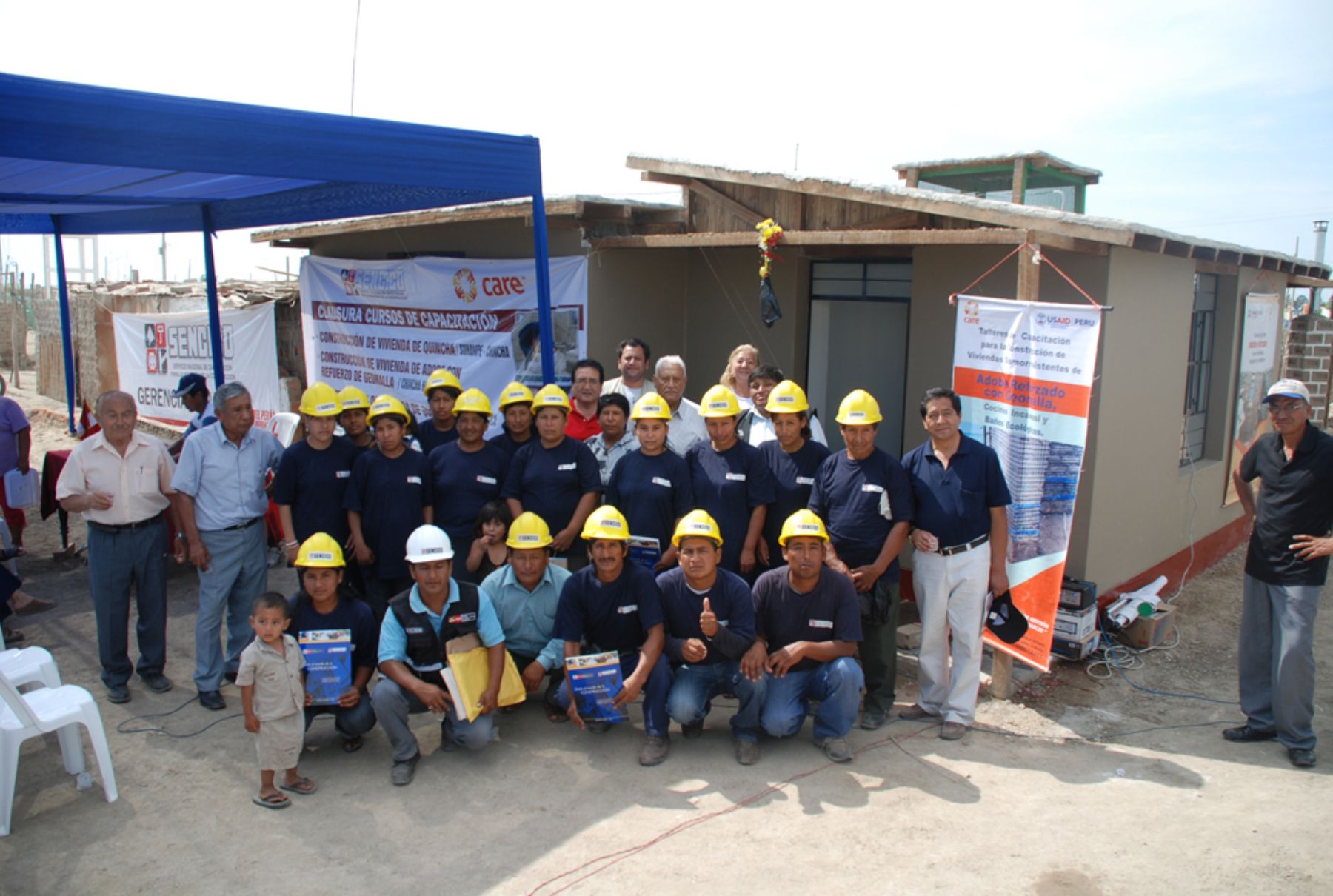 Capacitan a 59 técnicos operarios de Ica en construcción de viviendas ...