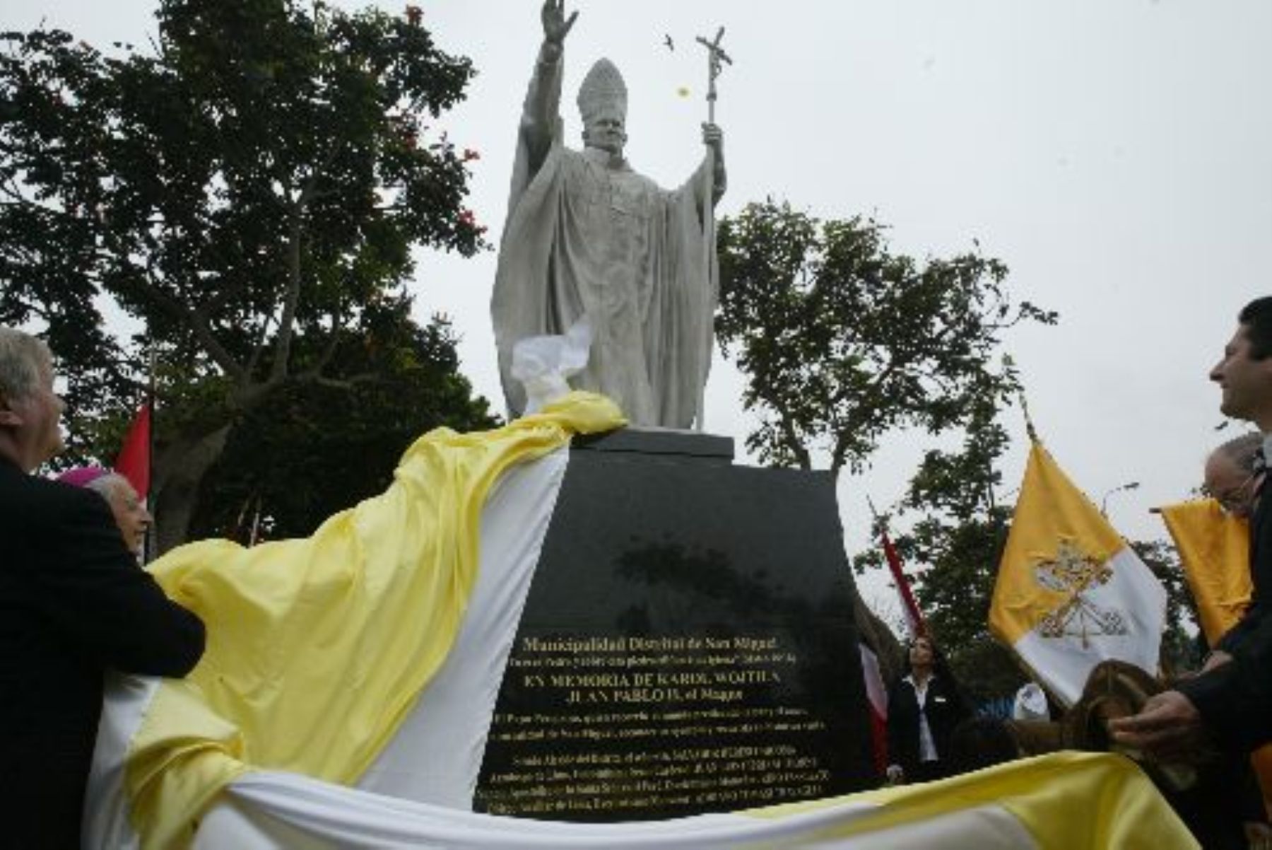 Con dos pantallas gigantes se podrá ver en San Miguel beatificación de ...