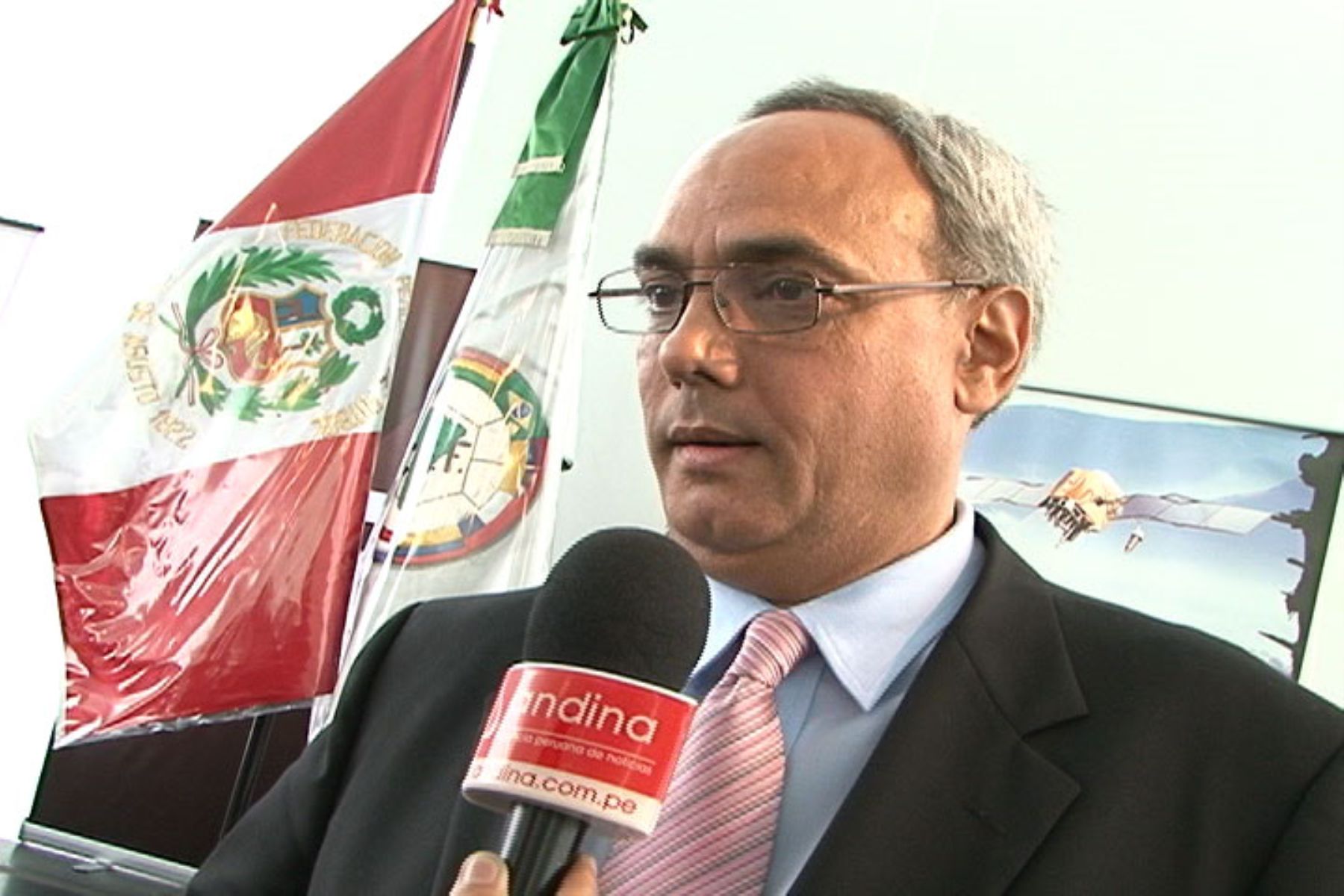 Manuel Burga fue designado presidente de la Conar | Noticias | Agencia ...