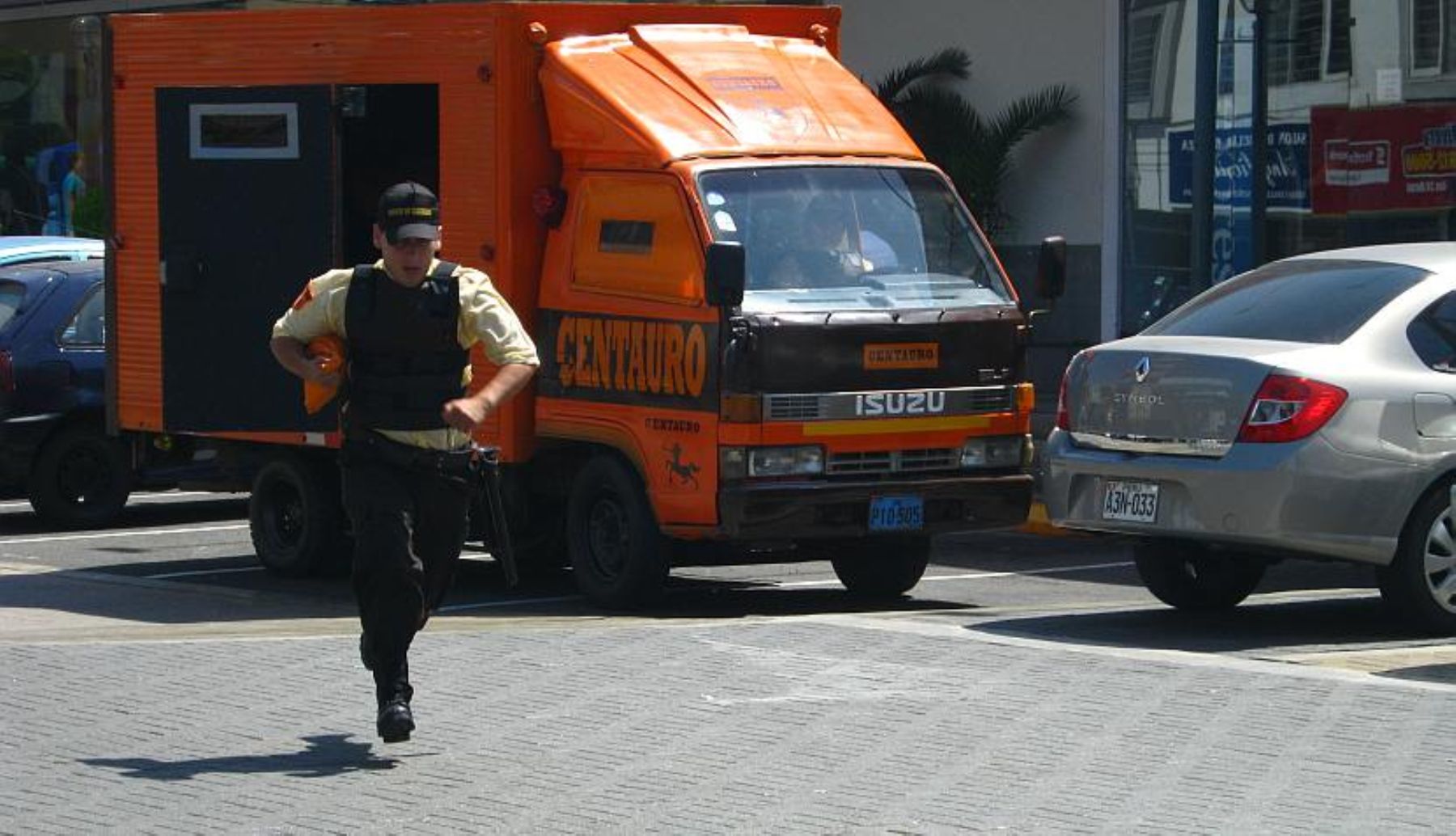 Director de película El guachimán satisfecho con acogida del público | Noticias | Agencia ...