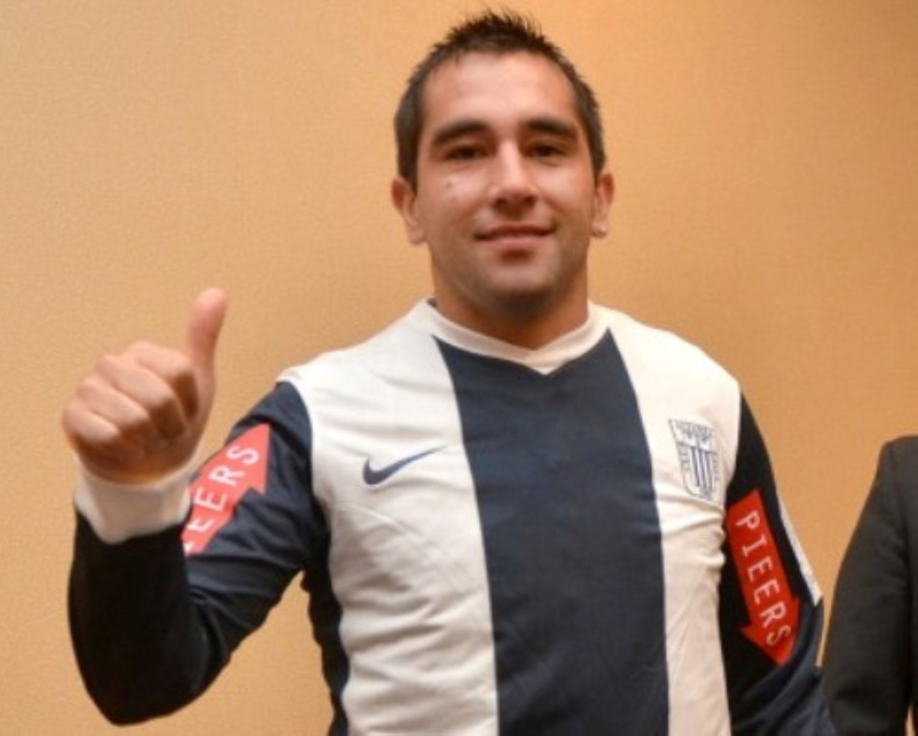 Fernando Meneses afirma que llevará a Alianza Lima “a lo más alto ...