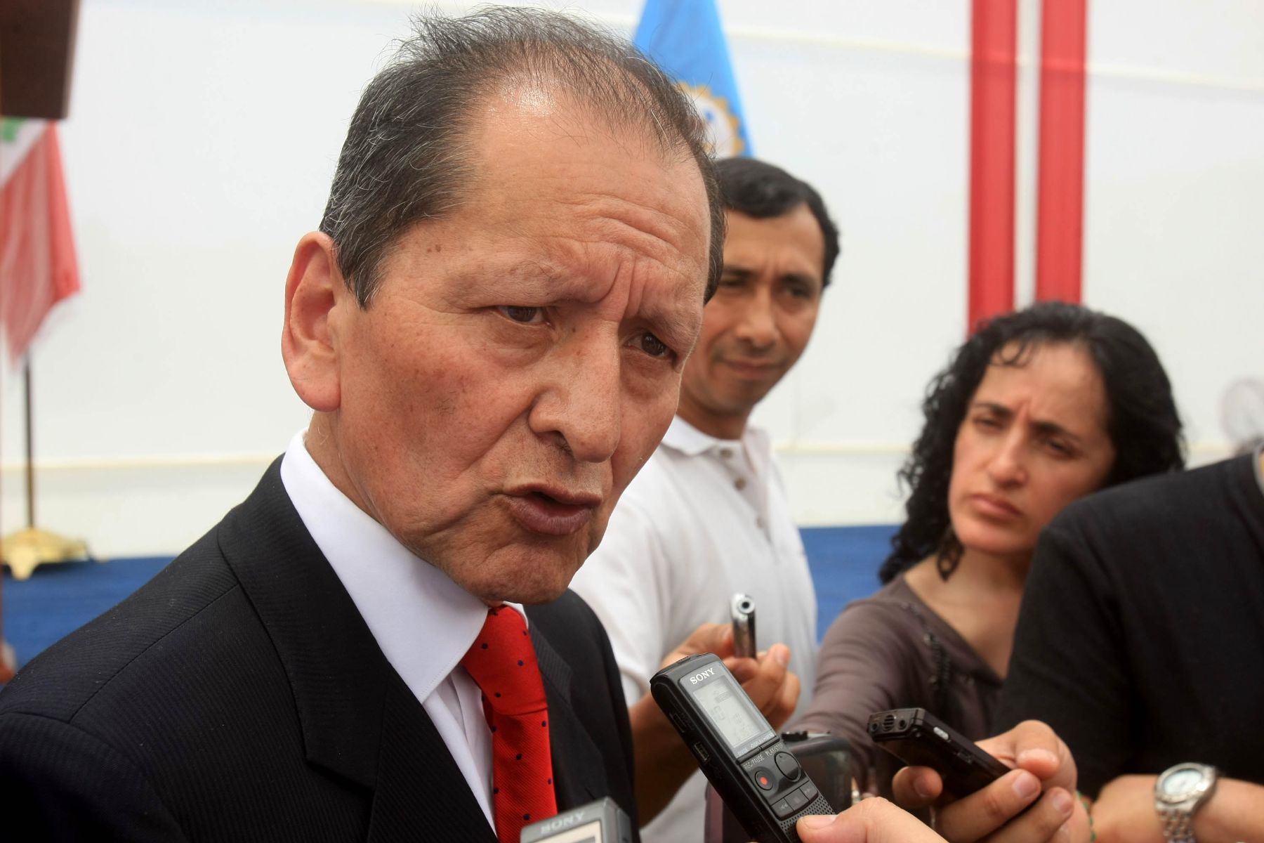 Estiman inversión anual minera por US$ 10 mil millones para próximos ...