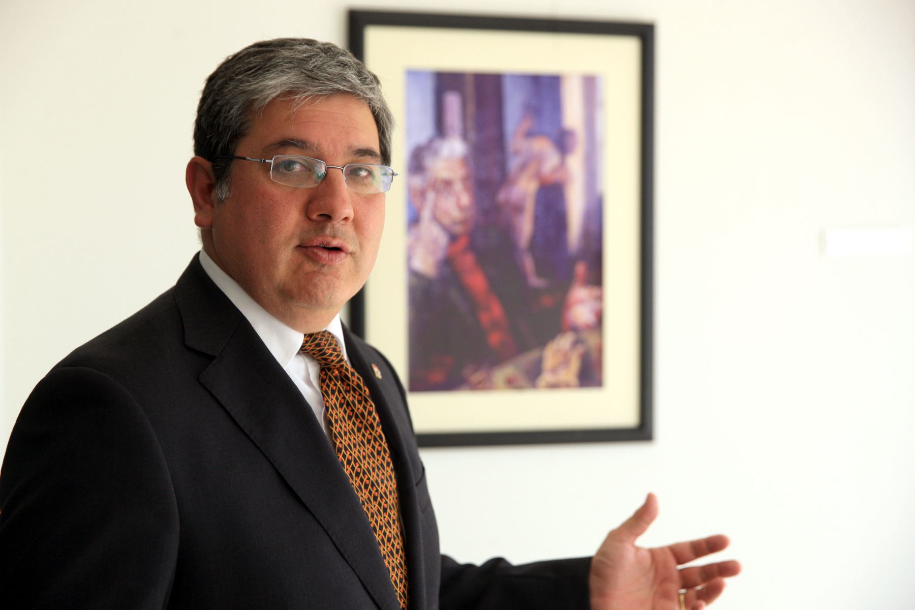 Entrevista al Embajador de Paraguay Julio Duarte Van Humbeck.| Galería ...