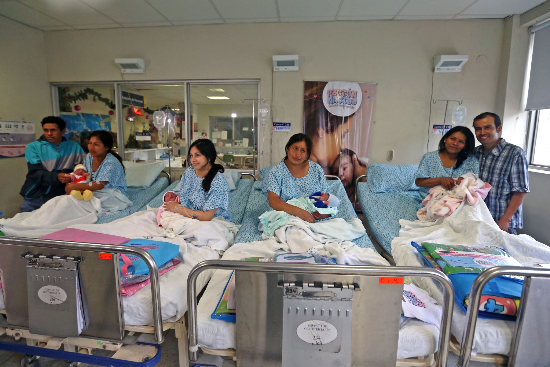 El Instituto Nacional Materno Perinatal premia a primeros bebés del ...