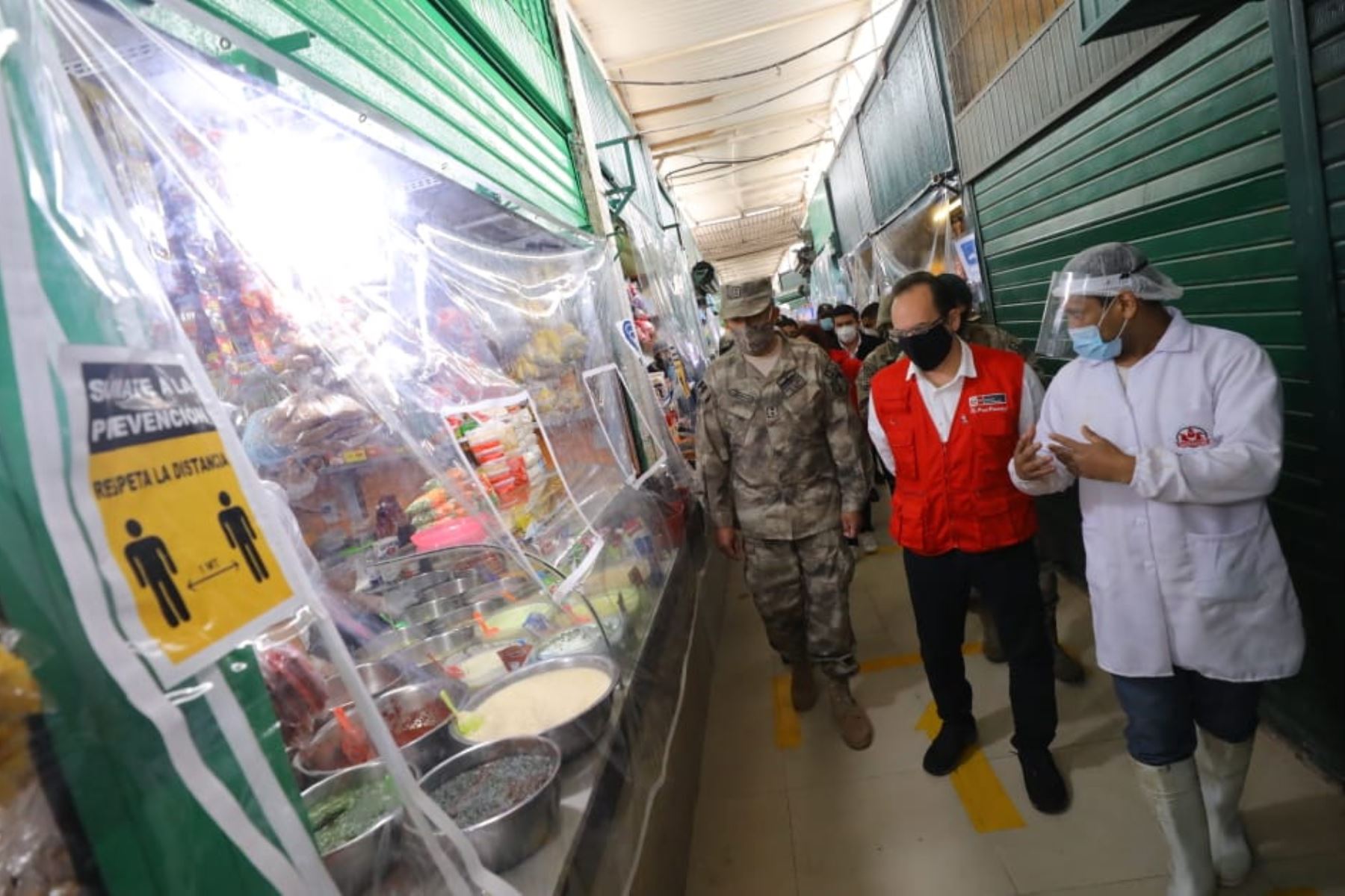 Coronavirus: Ministro de la Producción, participa de una visita de ...