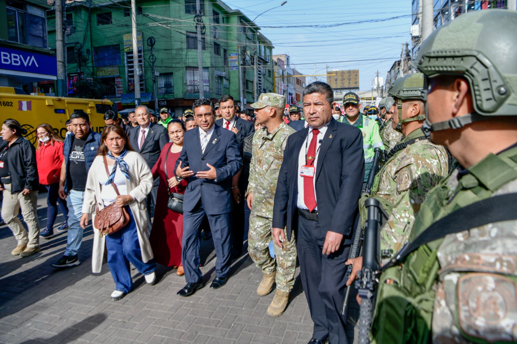 La Victoria: PNP y FF. AA. desplegaron mil efectivos para prevenir ...