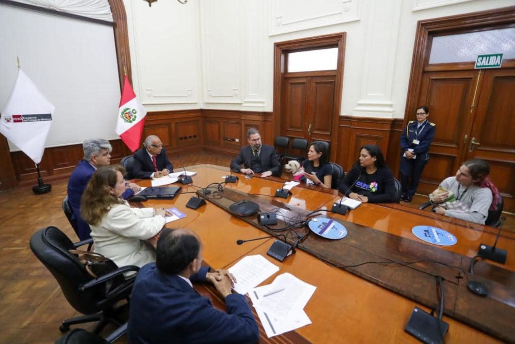 Ejecutivo priorizará reglamentación de la "Ley 4 Patas", señala Aníbal ...