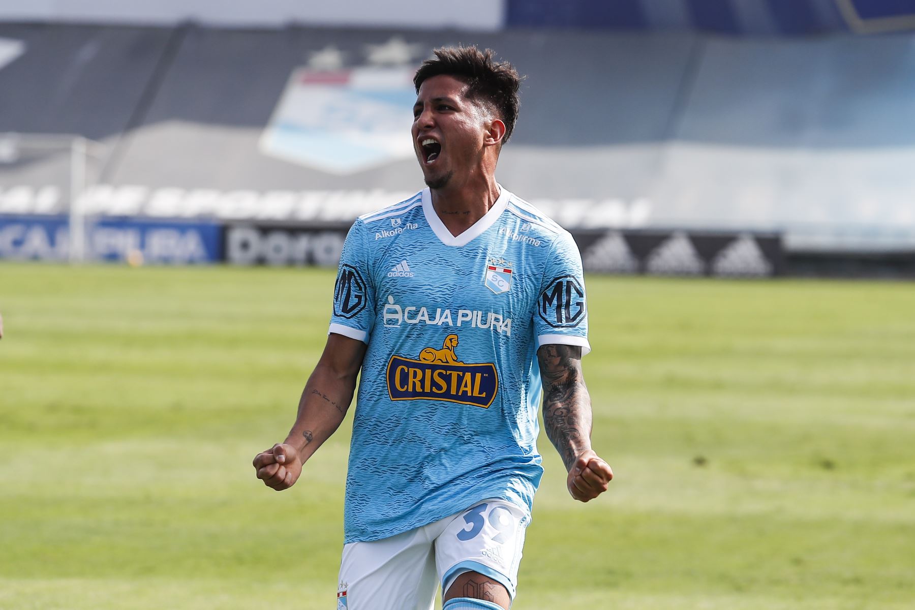 Liga 1: Sporting Cristal enfrenta a Carlos Mannucci en el Estadio ...