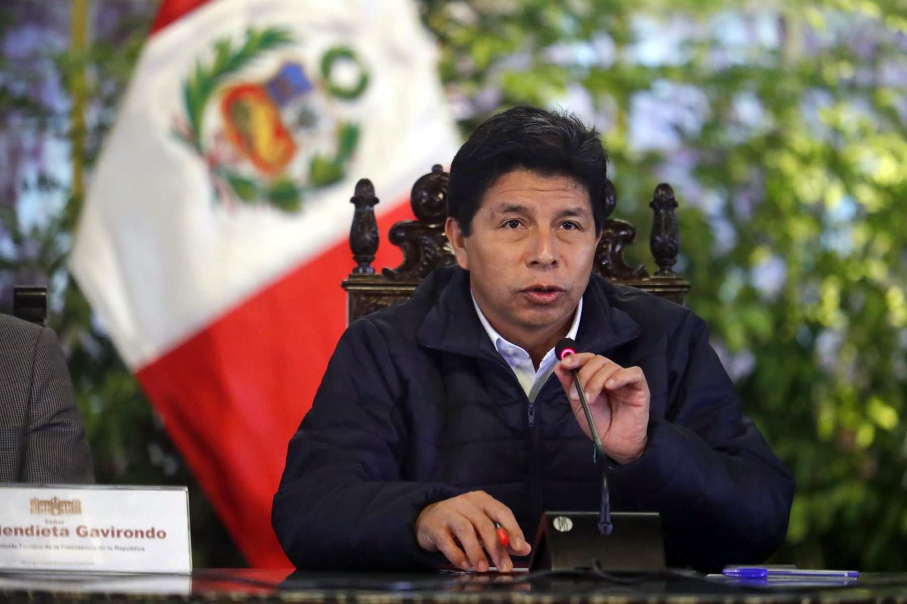 Presidente Pedro Castillo sostuvo reunión con dirigentes del distrito ...
