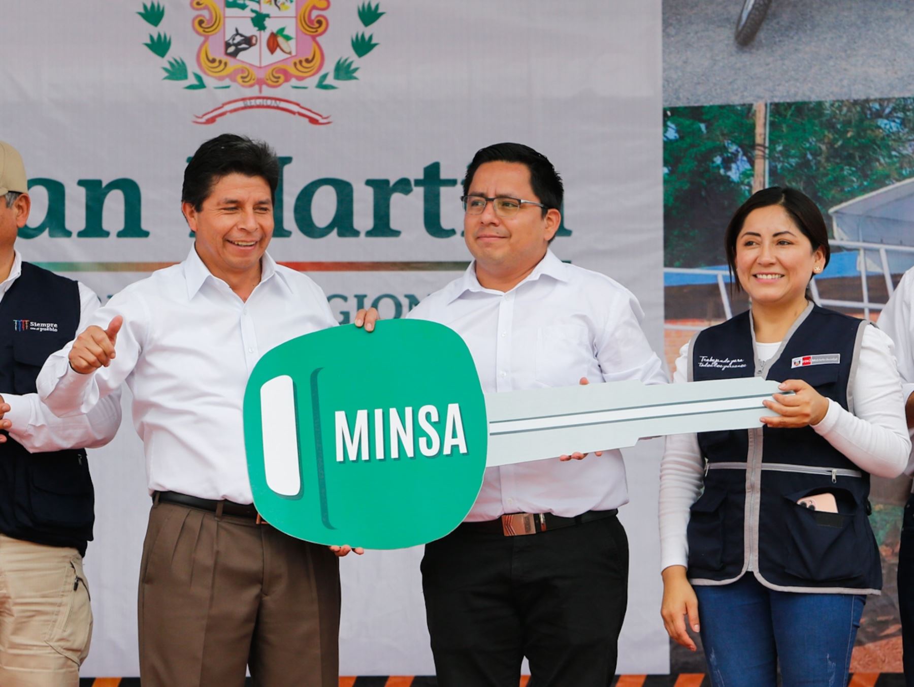 President calls on regional, local authorities to work together for ...