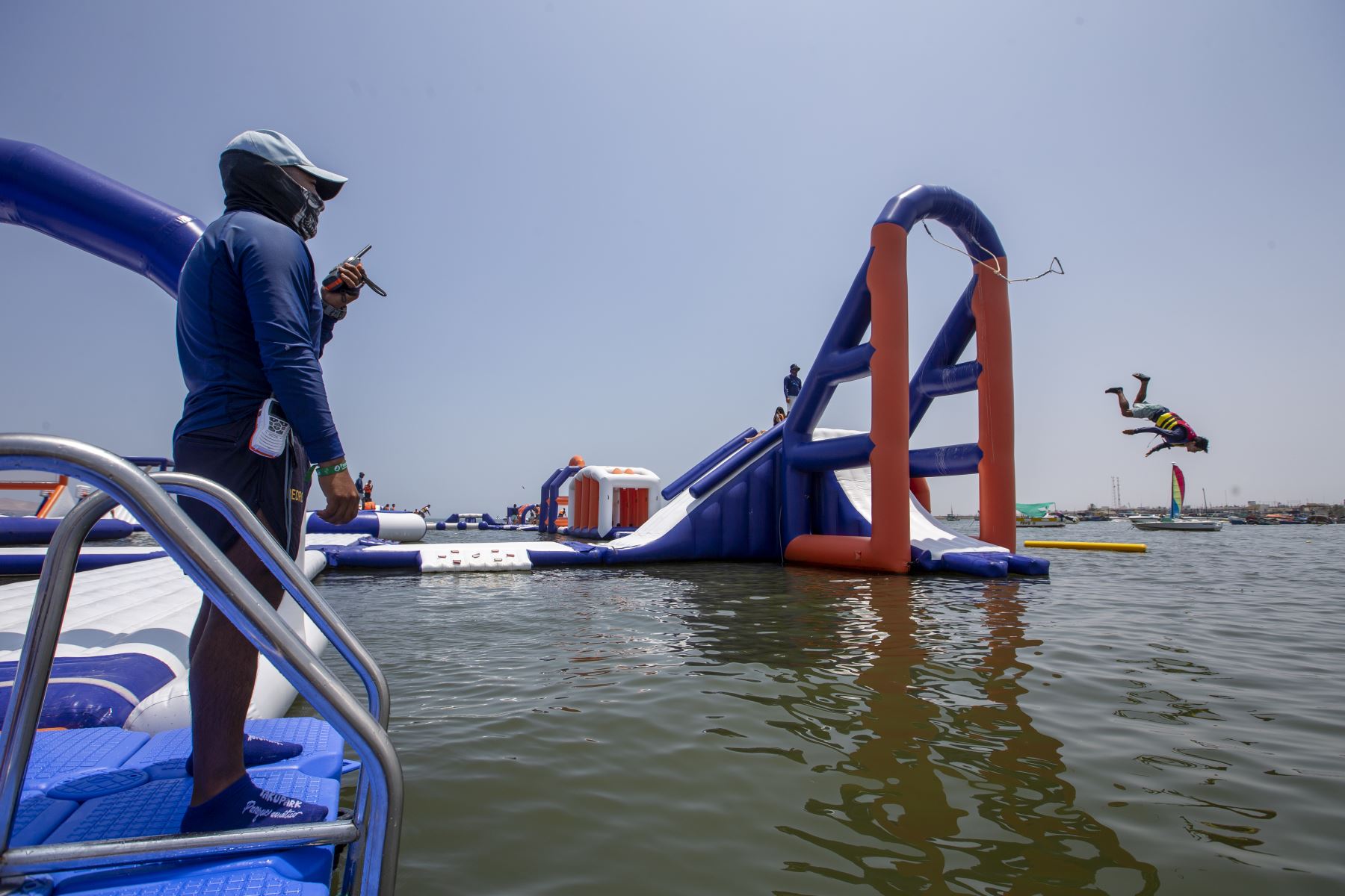 ¡Adrenalina! Paracas tiene el parque acuático más grande de Sudamérica ...